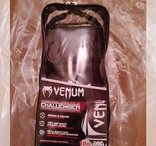 Боксёрские перчатки Venum black 10 oz