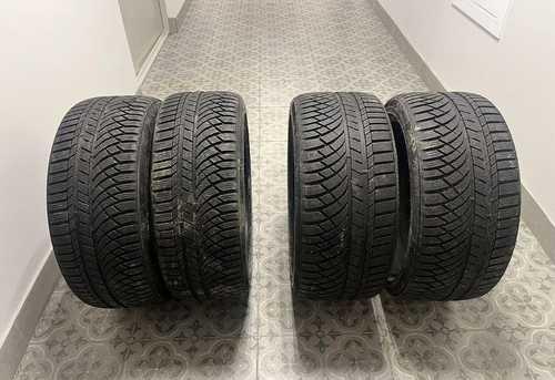 Kumho WinterCraft WP72 245/40 R20 и 275/35 R20 99W