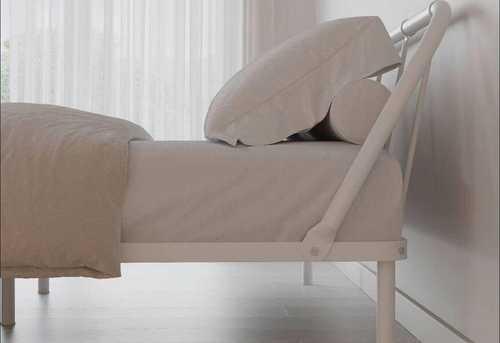 Кровать двуспальная с ортопедическим матрасом