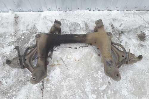 Подрамник передний Audi 80 B3 8A0199313N