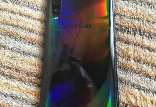 Samsung Galaxy A50, 4/64 ГБ