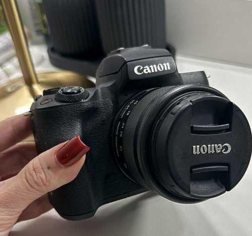 Canon m50