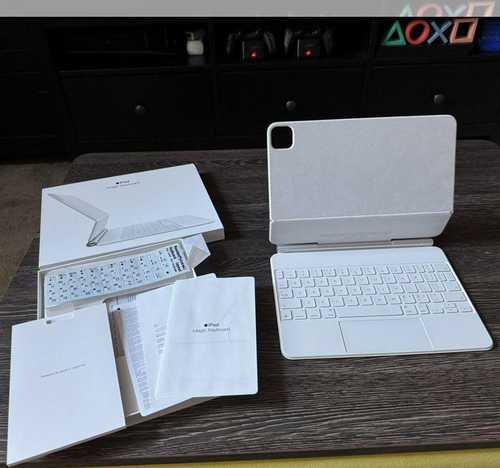 iPad Magic Keyboard (оригинал)