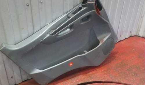 Обшивка двери Mercedes-Benz Axor Atego 9407200970