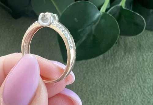 Золотое кольцо с бриллиантами 16,5