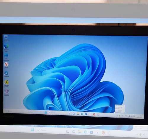 Ноутбук lenovo