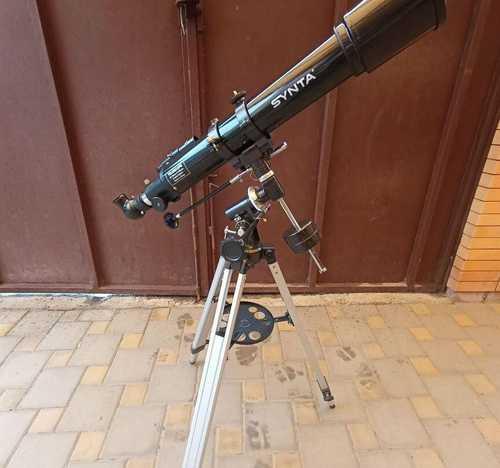 Телескоп Synta Sky-Watcher 70/700 на Eq1