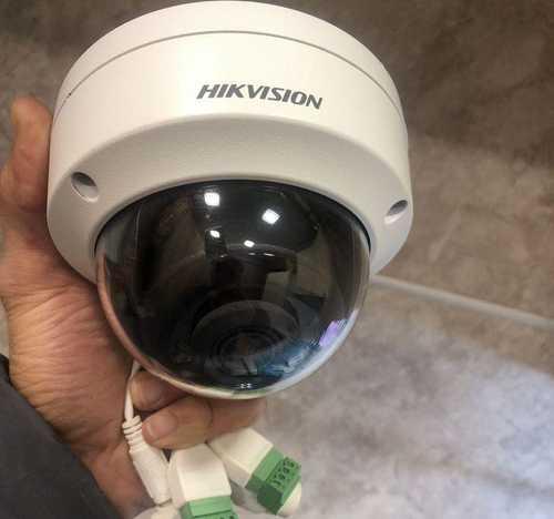 Камера видионаблюдения Hikvision DS-2CD2163G0-IS