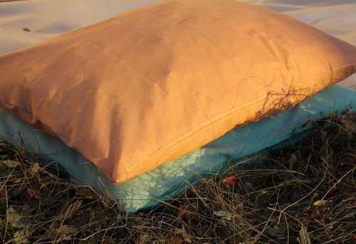 Подушка из душистых трав для бани с земляникой