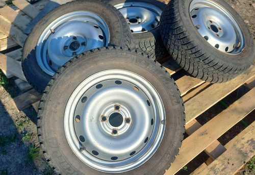 Michelin X-Ice North XIN2 185/65 R15