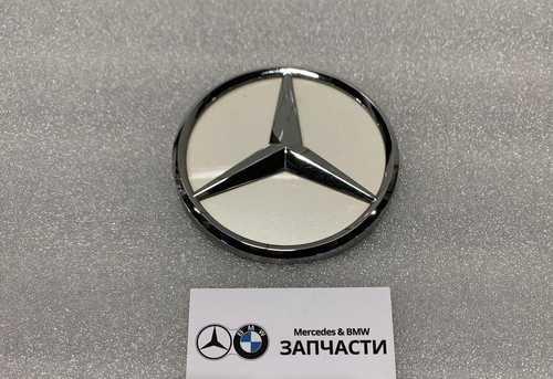 Эмблема крышки багажника Mercedes A09981085009799