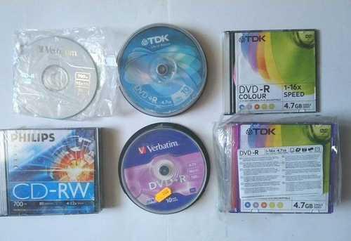 Болванки CD и DVD россыпь и коробки