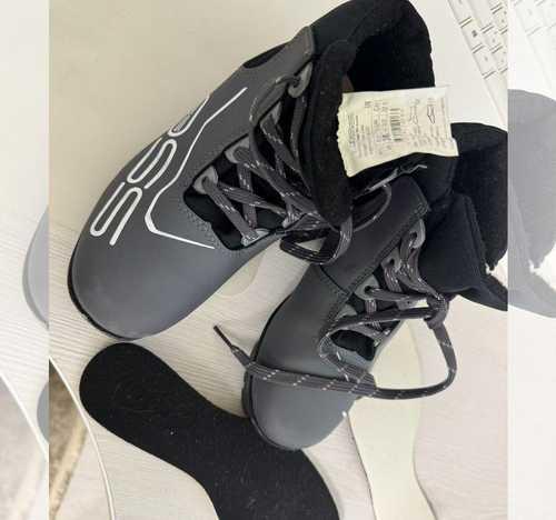 Лыжные ботинки Loss Ski boots