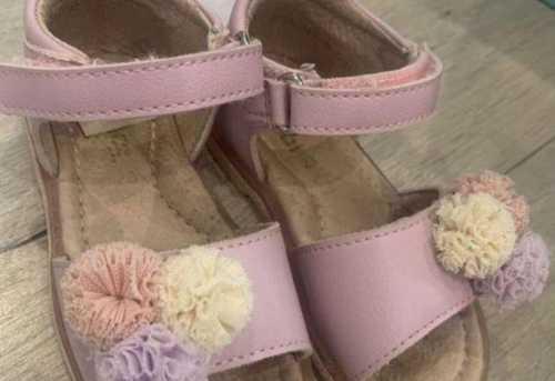 Босоножки,сандалии для девочки 23 размер