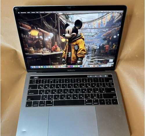 Apple macbook pro 13 2018 16gb RAM