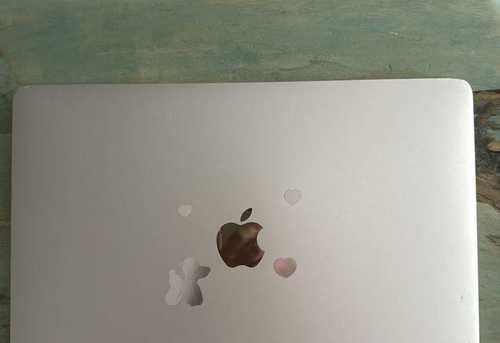 Ноутбук Apple MacBook Pro 13