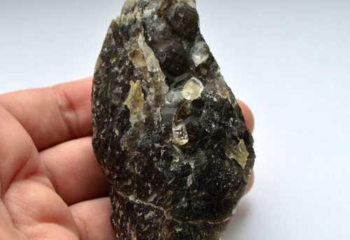 Камень Морион, черный кварц