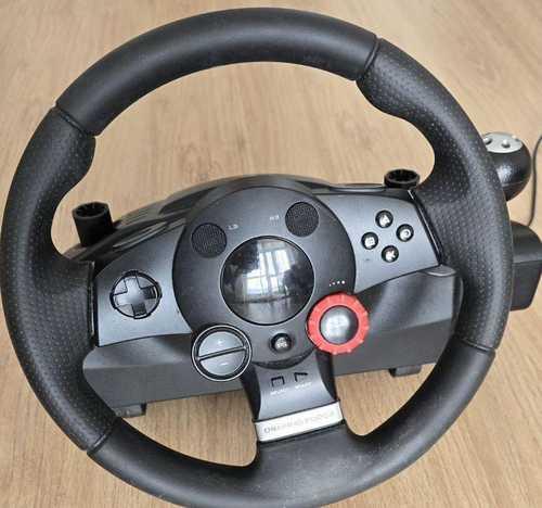 Руль logitech driving force gt