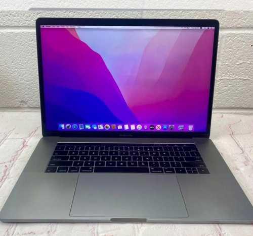 Macbook pro 15 2019 i9 16gb 512gb