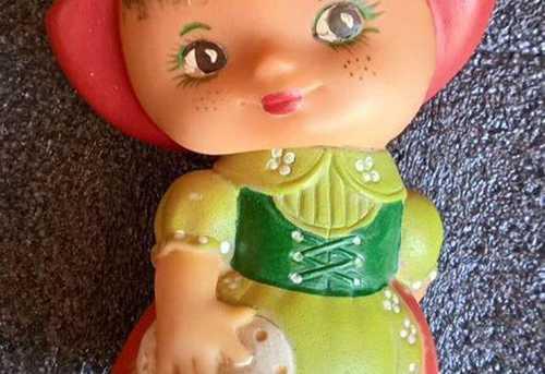 Кукла Красная шапочка ГДР пищалка резина