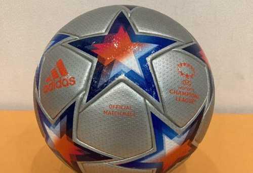 Футбольный мяч adidas женской лч 2022/23