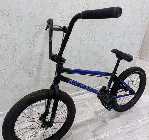 Atom велосипед BMX, Icon