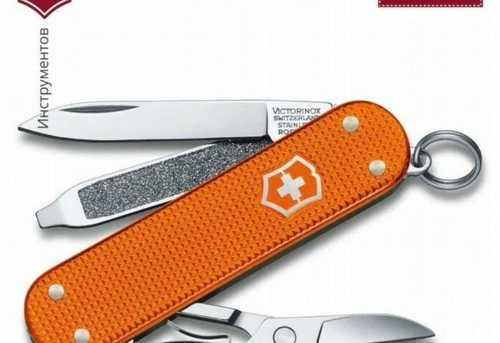 Нож-брелок victorinox Classic Alox 0.6221. L21