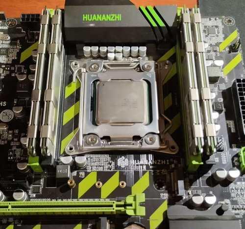 Комплект huananzhi x79 zd-3/e5 1650 4.1 ghz/16ram