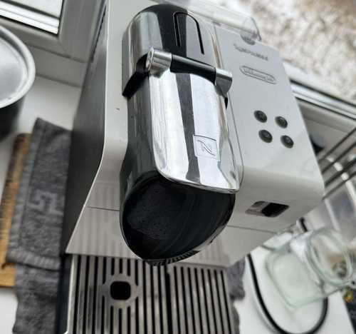 Кофемашина delonghi nespresso