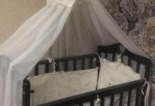 Кроватка для новорожденных с маятником комплект
