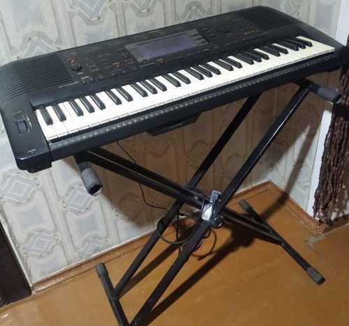 Синтезатор Yamaha PSR 630