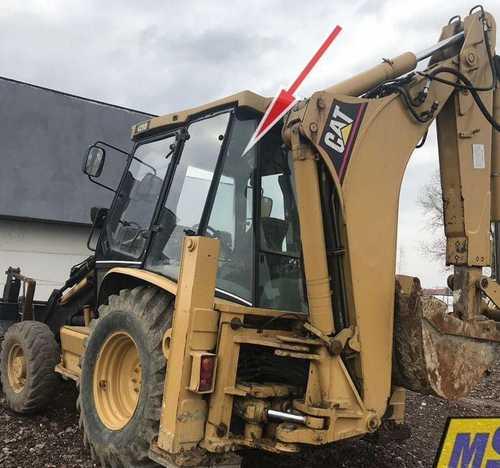 Стекло кузовное заднее левое под вклейку Caterpillar