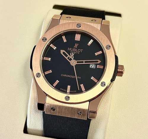 Часы Hublot в фирменном комплекте