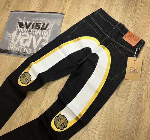 Джинсы evisu