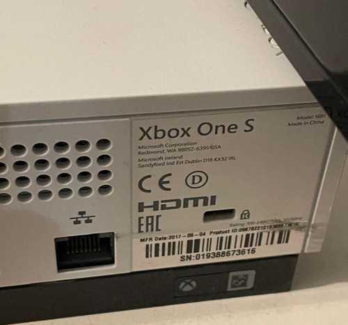 Microsoft Xbox One, 1000 ГБ
