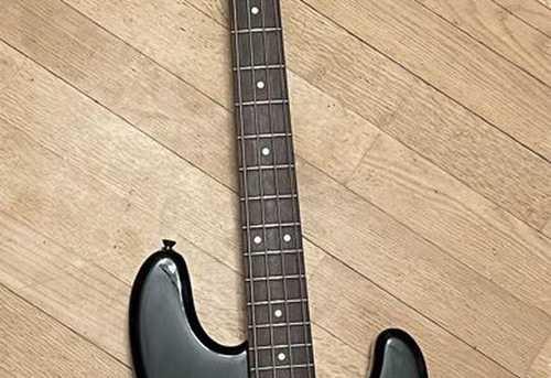 Fender Precision Bass PB62-77 All Black 2004 japan