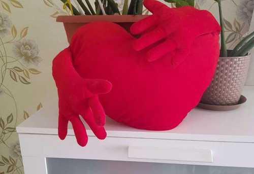 Подушка обнимашка IKEA сердце с руками