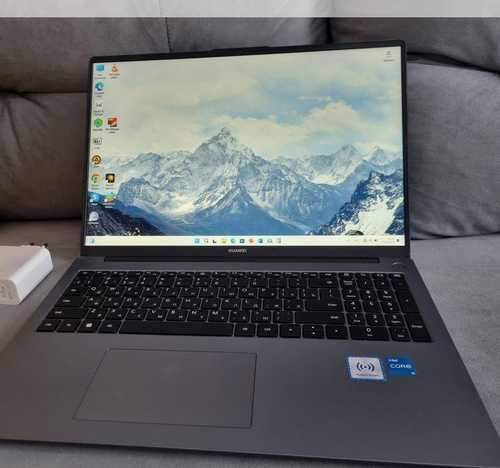 Huawei d16 Core i5-12450H/16gb/512gb