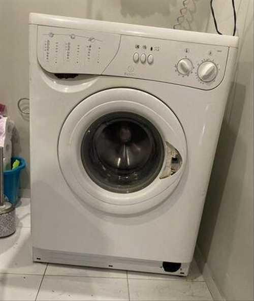 Стиральная машина б/у indesit w63t