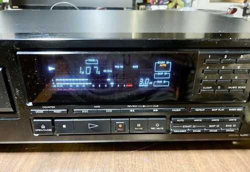 Sony DTC-55ES Digital Audio Recorder