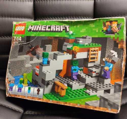 Lego Minecraft 21141 (Майнкрафт Пещера)