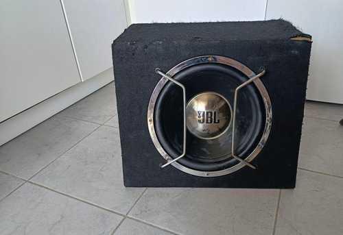 Сабвуфер JBL 1000 Вт