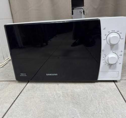 Микроволновая печь samsung me81krw