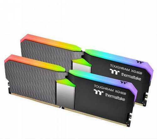 64GB Thermaltake DDR4 4000 dimm toughram XG RGB Bl