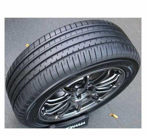 Yokohama BluEarth-XT AE61 215/70 R16 100H