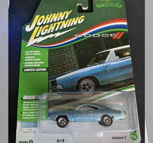 Машинка johnny lightning dodge charger r/t