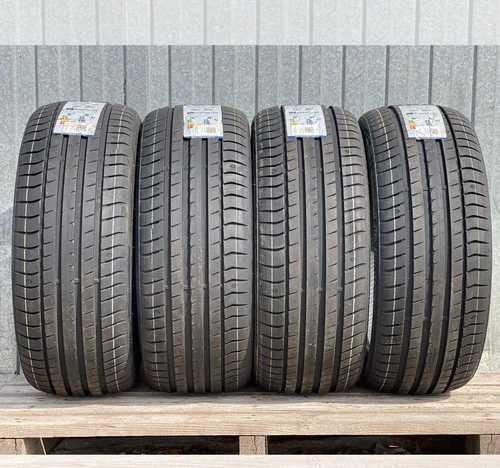 Triangle EffeXSport TH202 235/45 R18