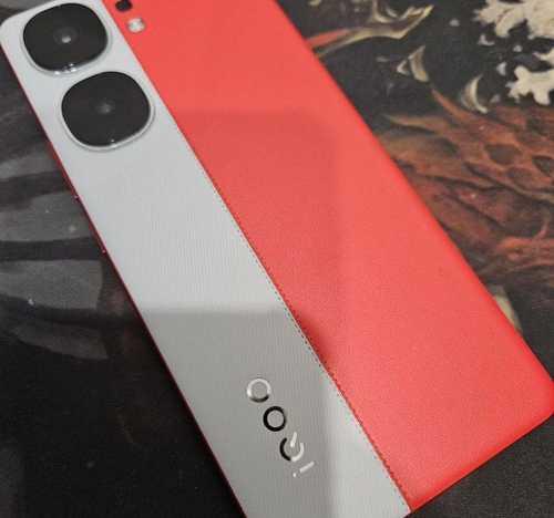 Vivo iQOO Neo9, 12/256 ГБ