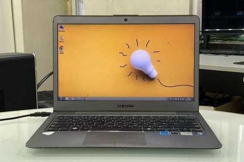 Ноутбук Samsung NP535U3C-A04RU