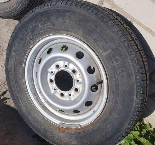 Колесо на Ниву Кама 213 205/75 R15